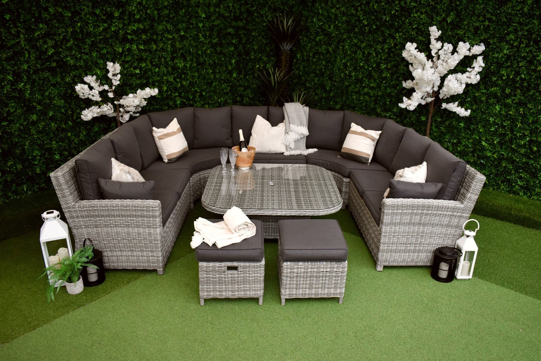 Euro Garden and Home- Outdoor Living - Garden Furniture