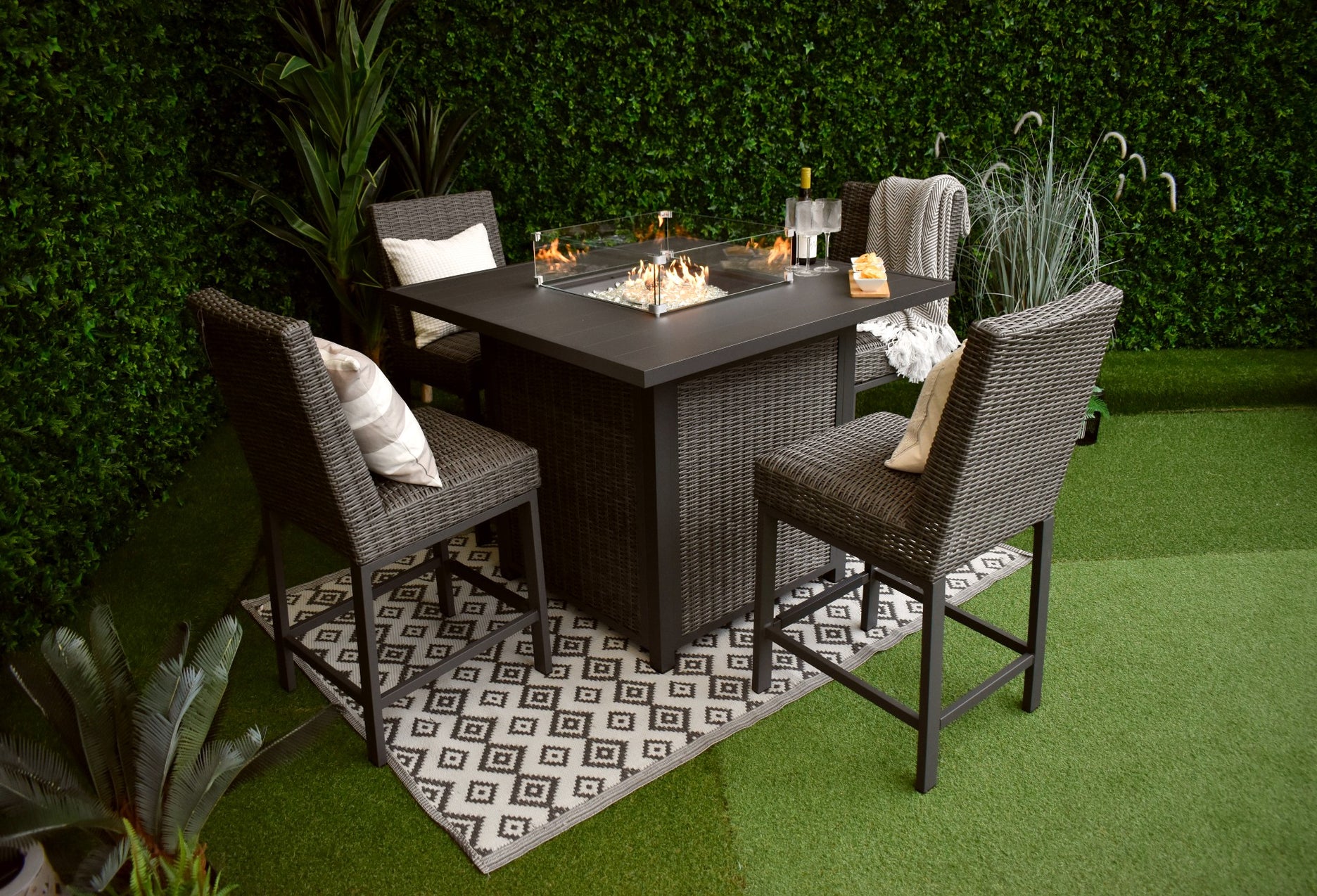 Milan Four Seater Firepit Bar Suite — Euro Garden and Home