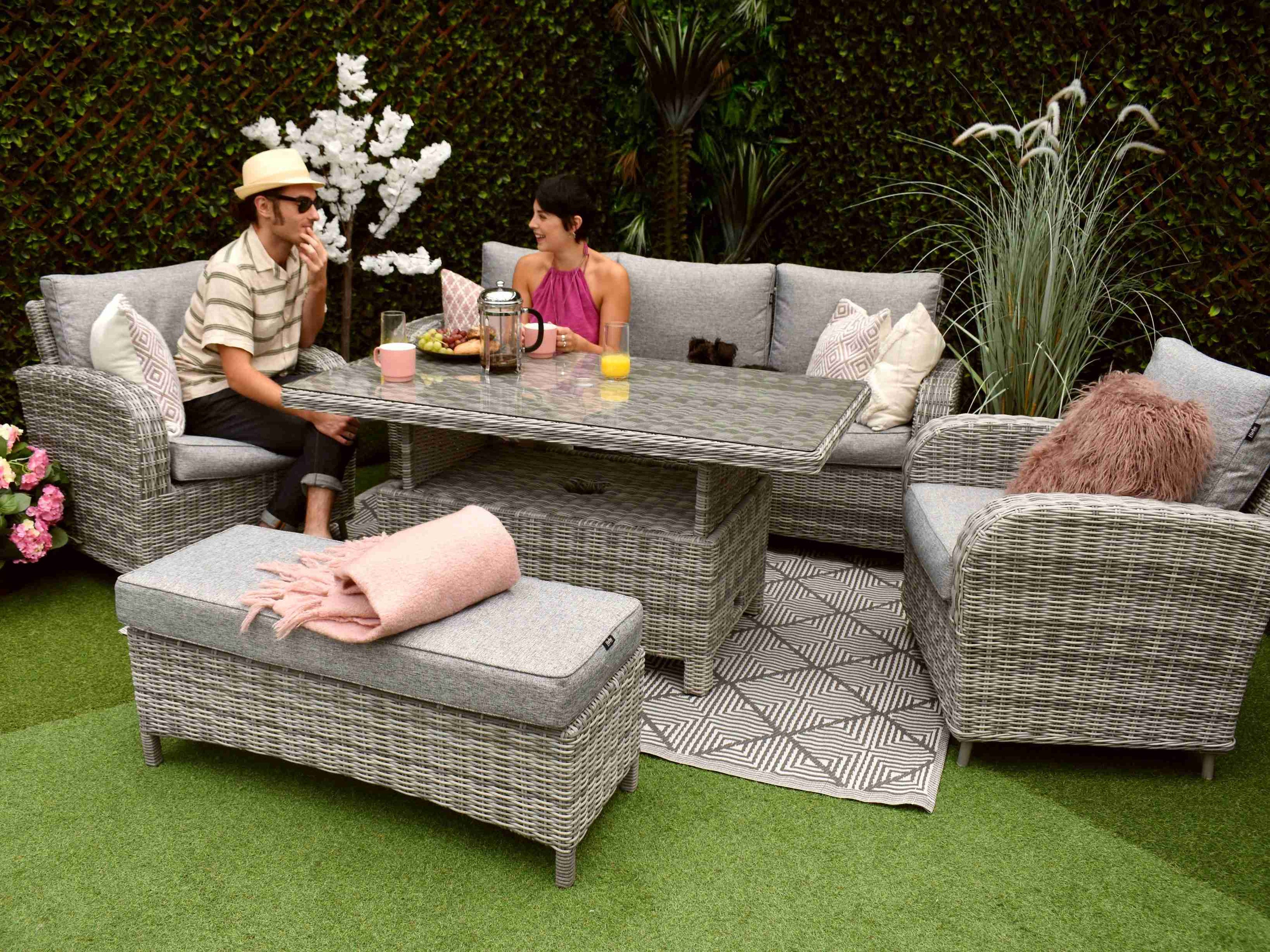 Euro Garden and Home- Outdoor Living - Garden Furniture